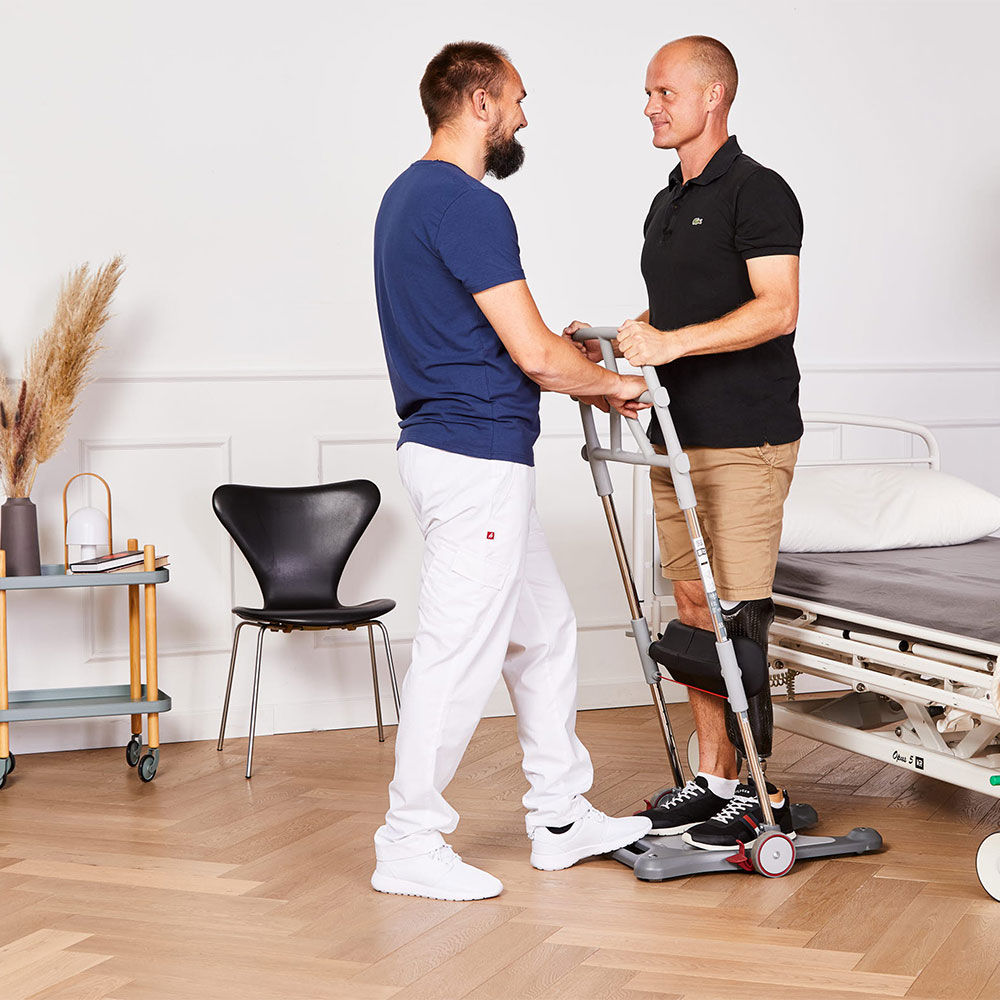 Molift Raiser Pro – Standing & Transfer Aid | Safe Patient Handling | Mobility Support